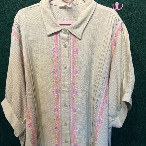easel | Tops | 27 Nwt Plus Sz Easel Plus Embroidered Button Down Gauze ...